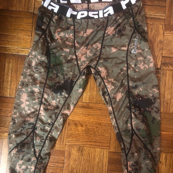 Tesla | Pants & Jumpsuits | Tesla Nylon Workout Cropped Wear Sz Med ...